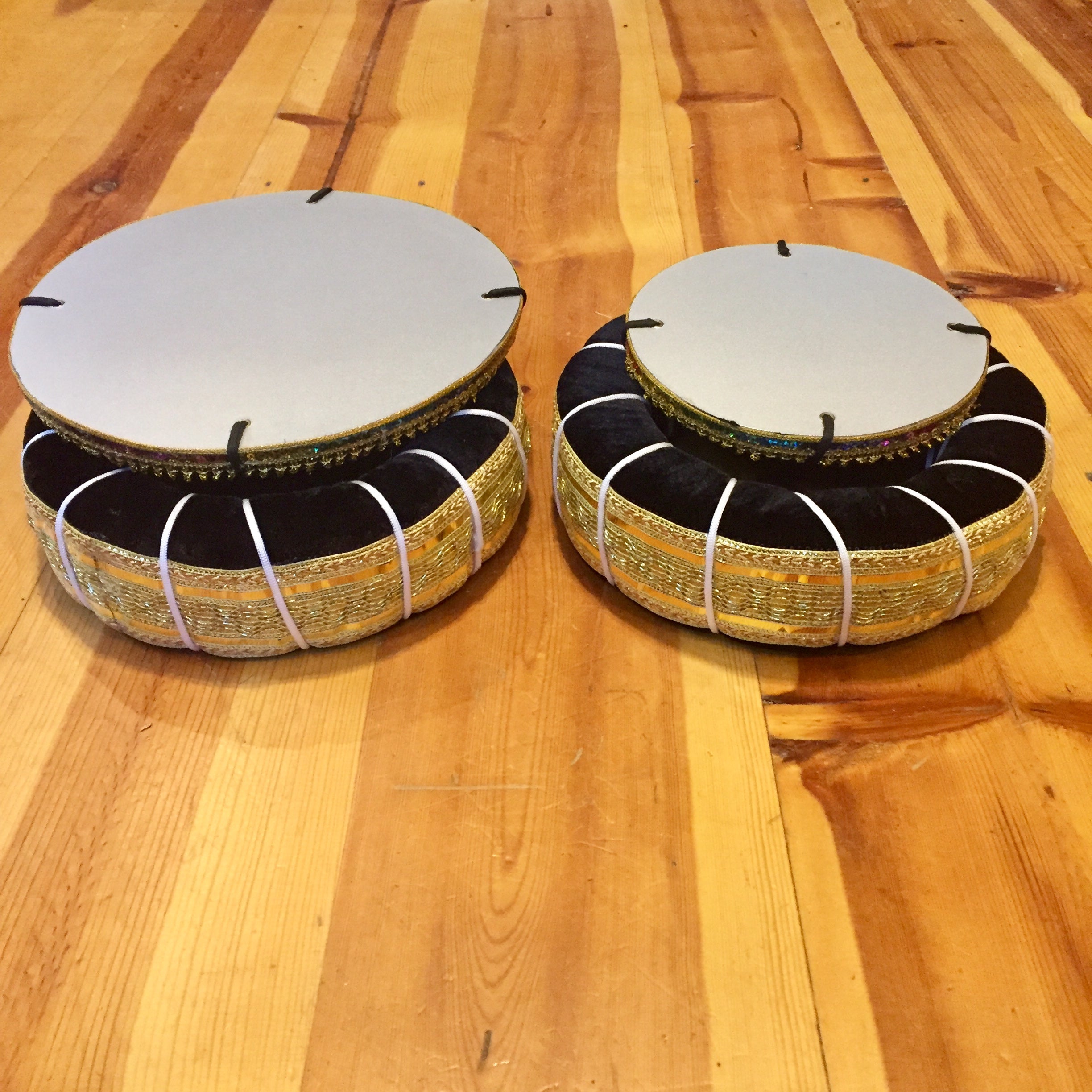 Tabla Cushion And Cover Set - Black/Gold – Old Delhi Music